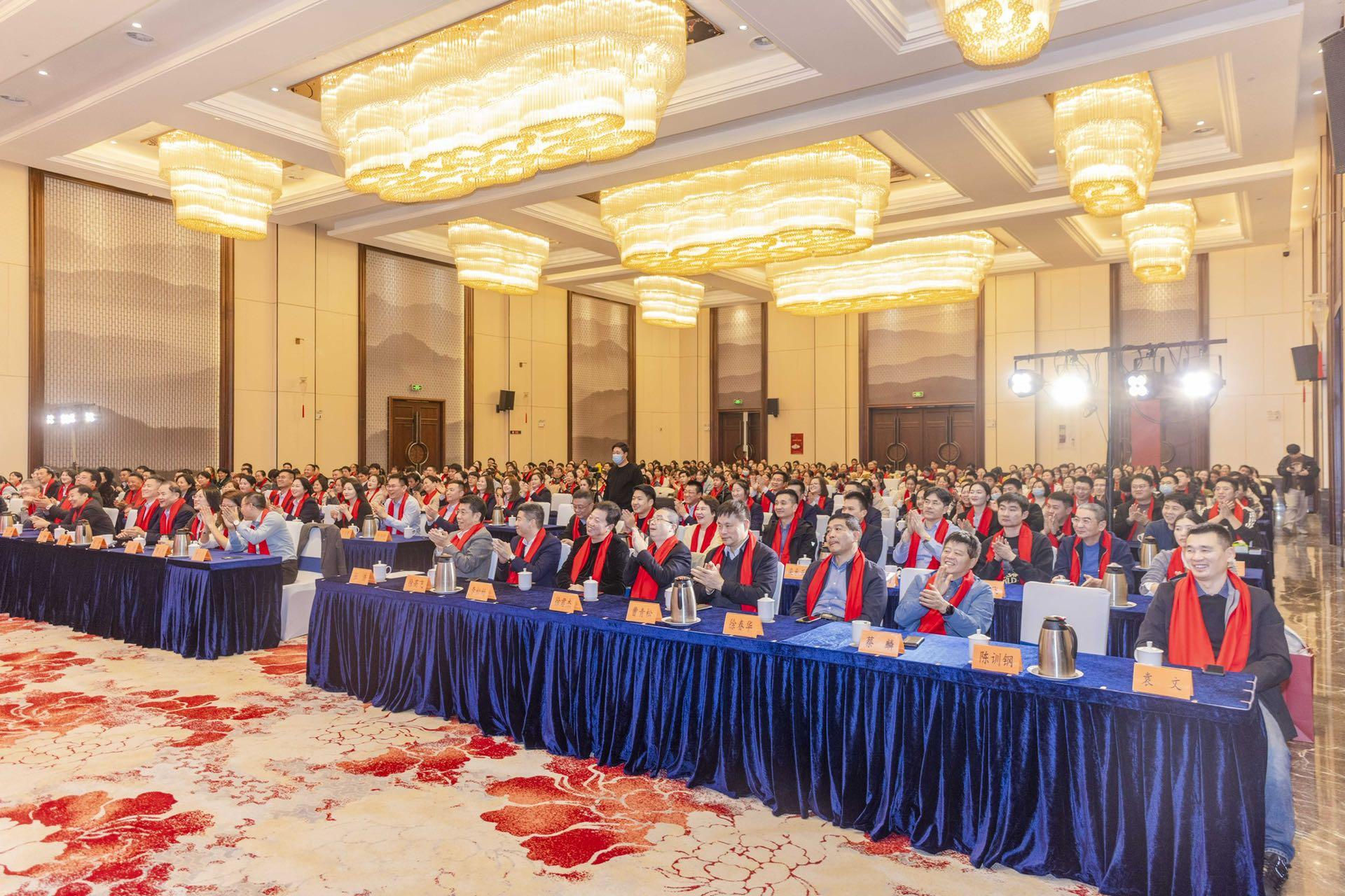 Thirty Years of Grateful Companions, Insisting on Innovation to Win the ...